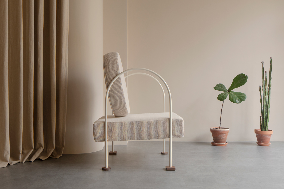 STUDIO : GAMEIRO — Capsule Chair